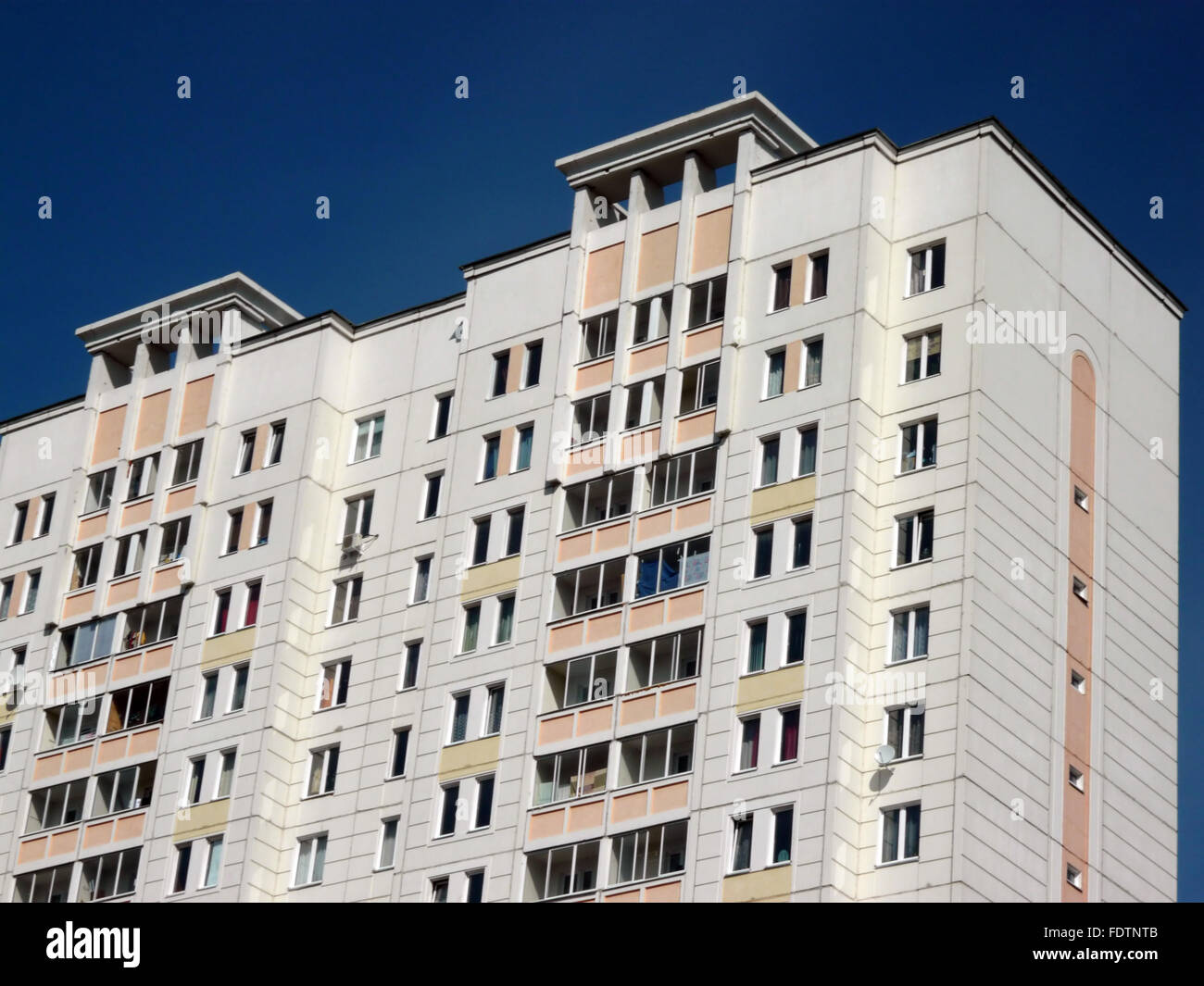 edge of home building Stock Photo - Alamy