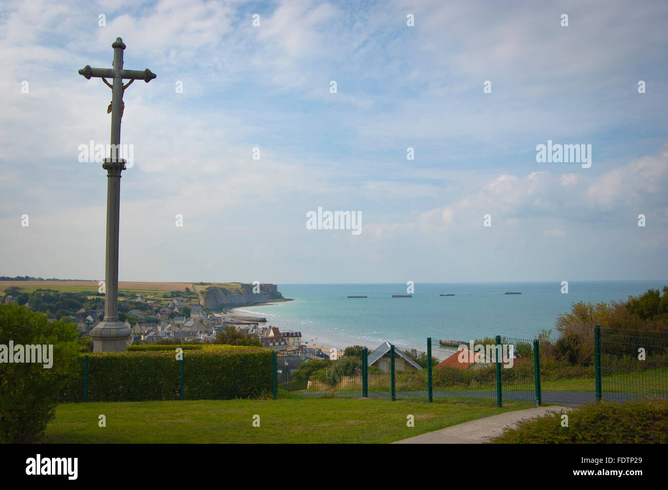 Arromanches les bains cross hi-res stock photography and images - Alamy
