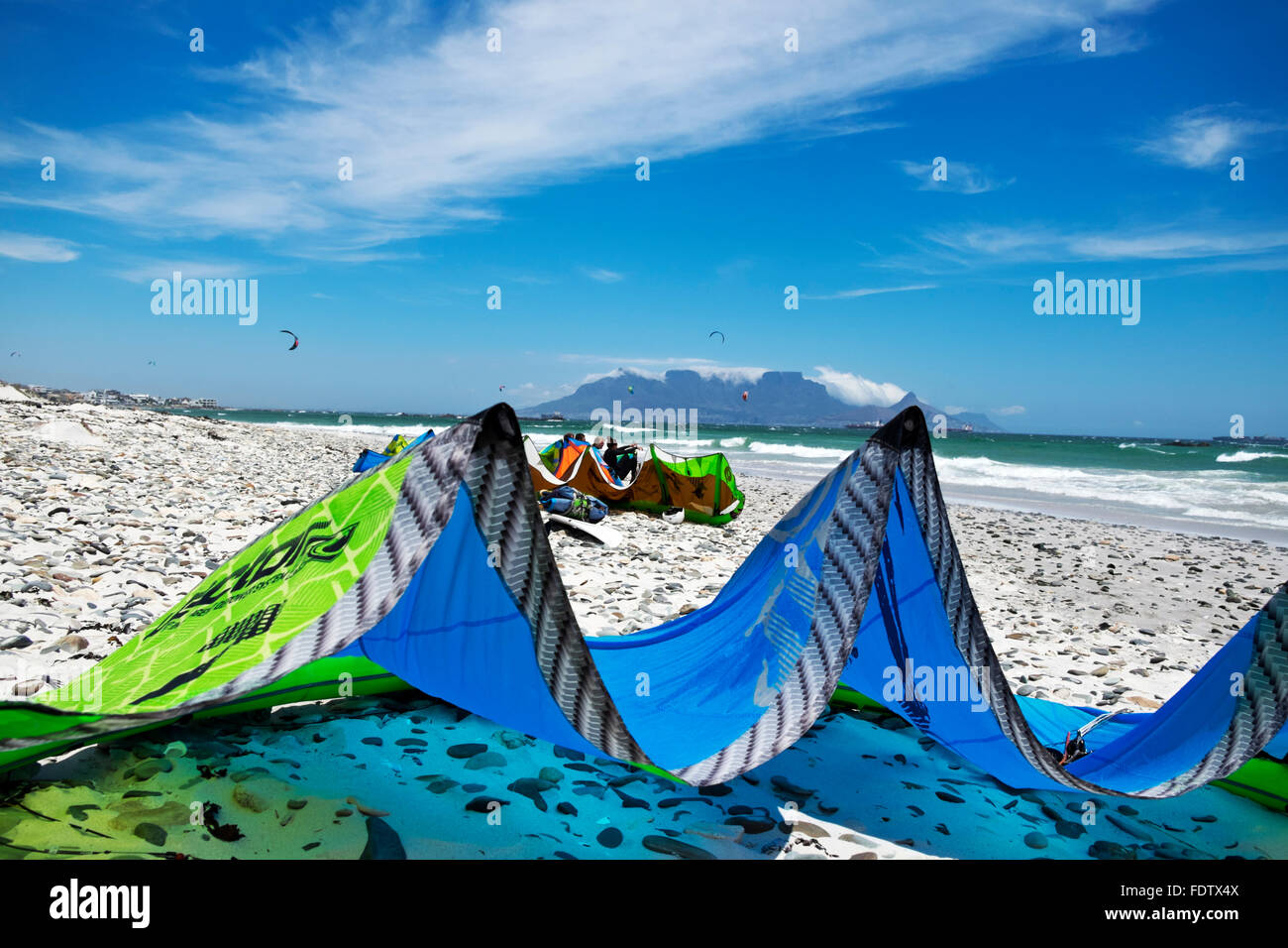 Kite rig hi-res stock photography and images - Alamy