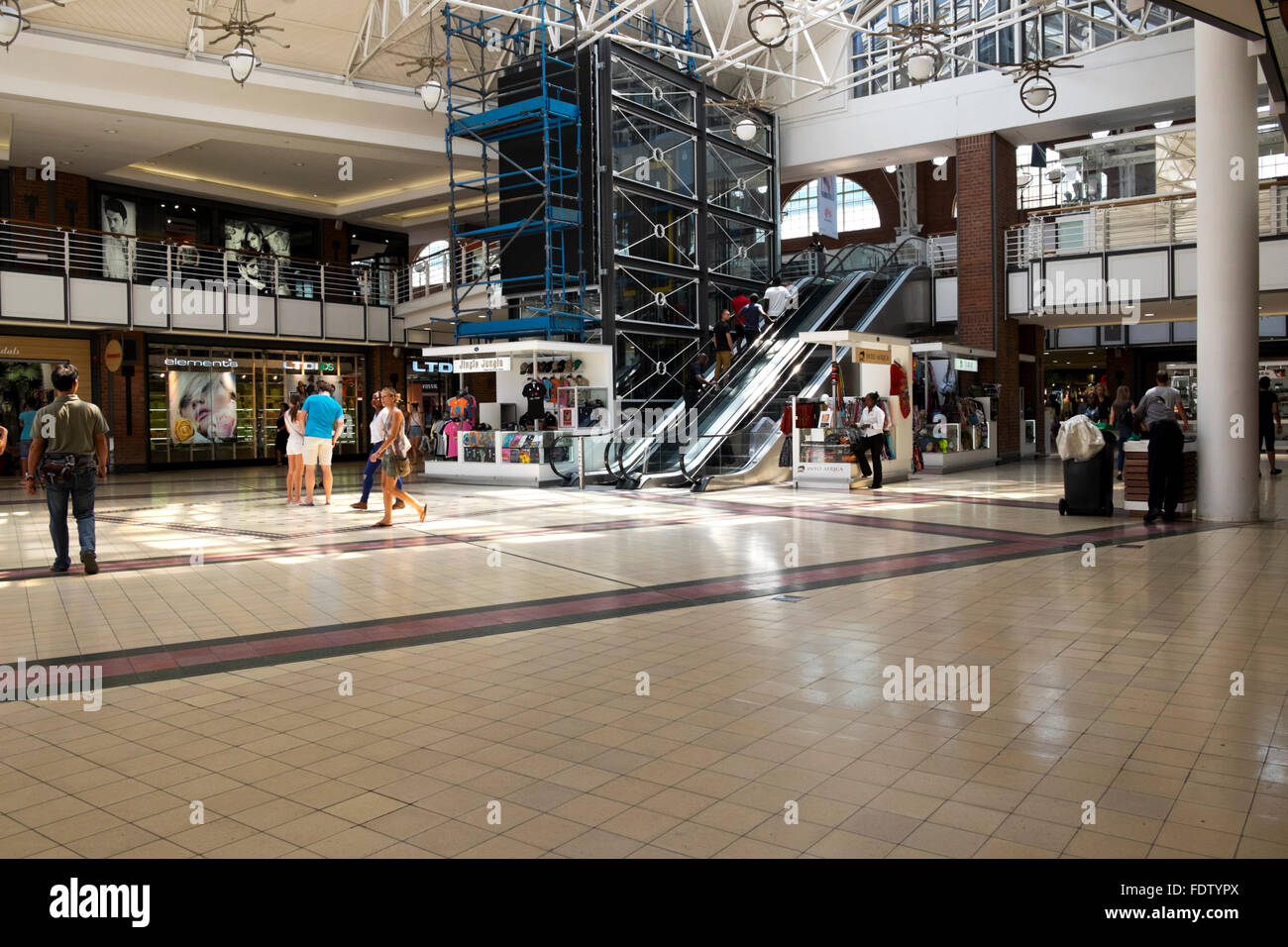 Victoria albert waterfront mall cape hi-res stock photography and ...