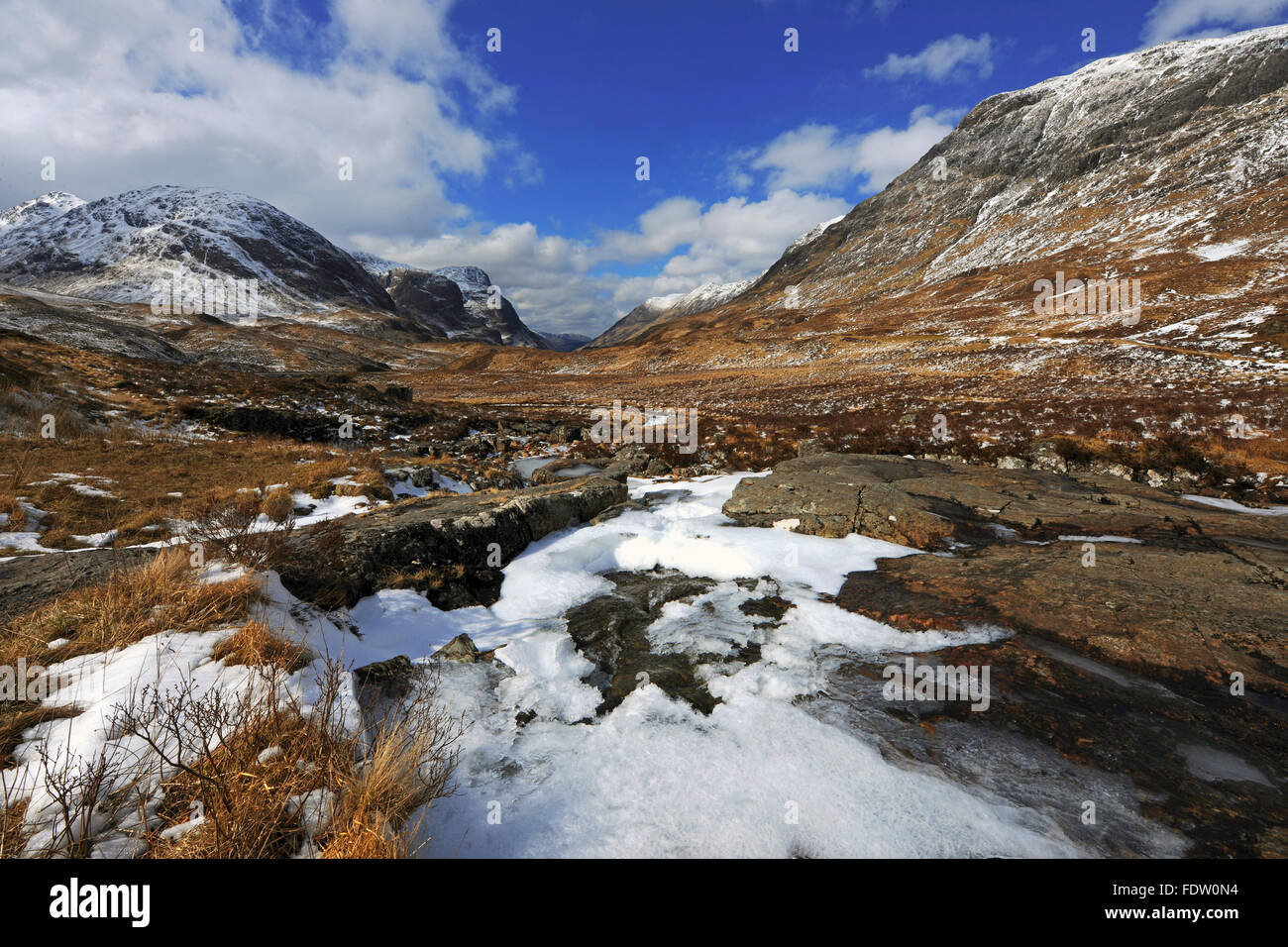 Scottish winter scene hi-res stock photography and images - Alamy