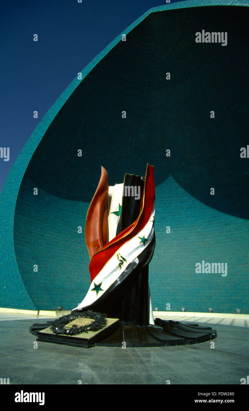 Baghdad Iraq Martyrs Monument To Iran/ Iraq War Stock Photo - Alamy