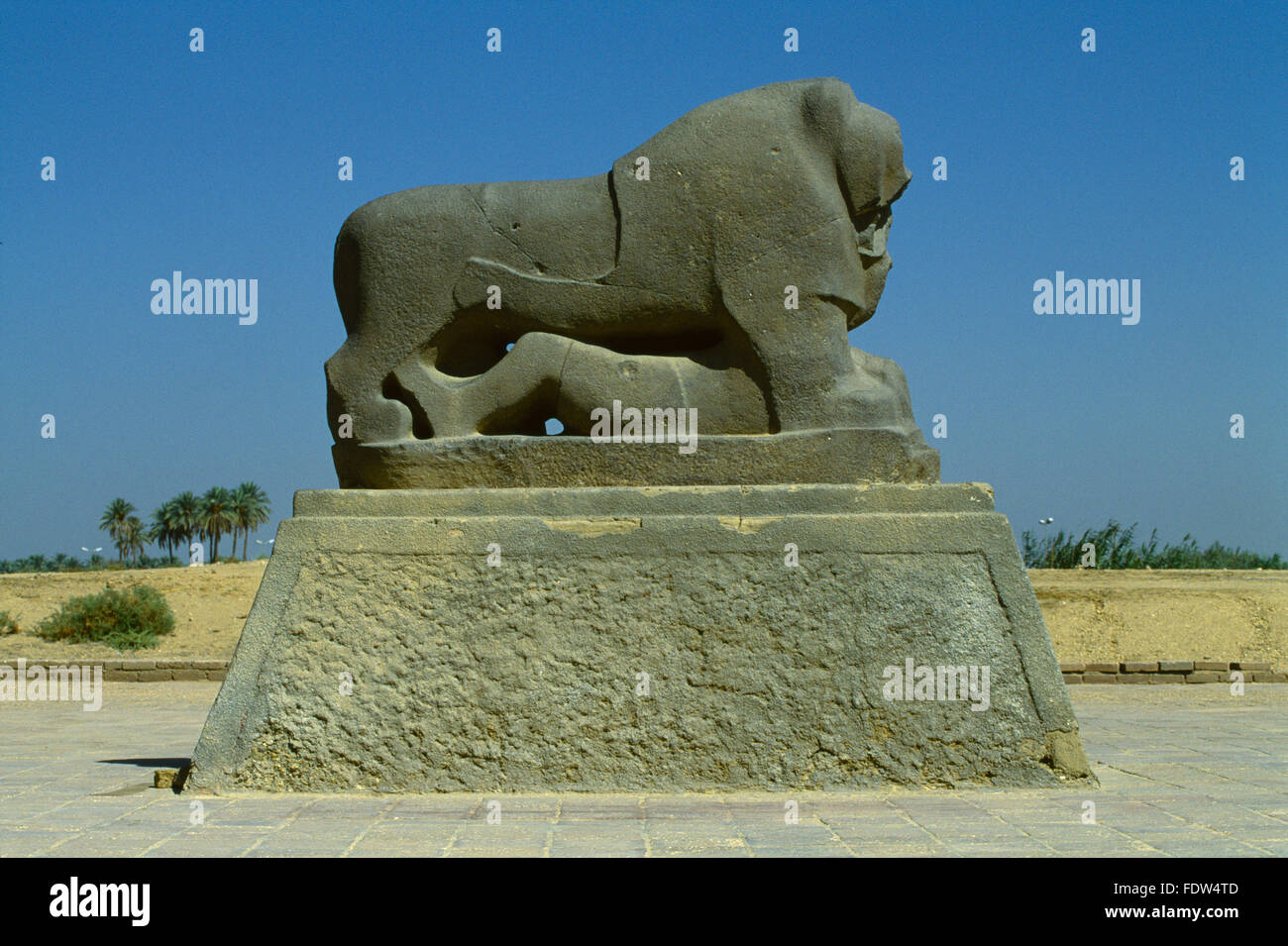 Babylon Iraq The Lion Of Babylon Stock Photo - Alamy