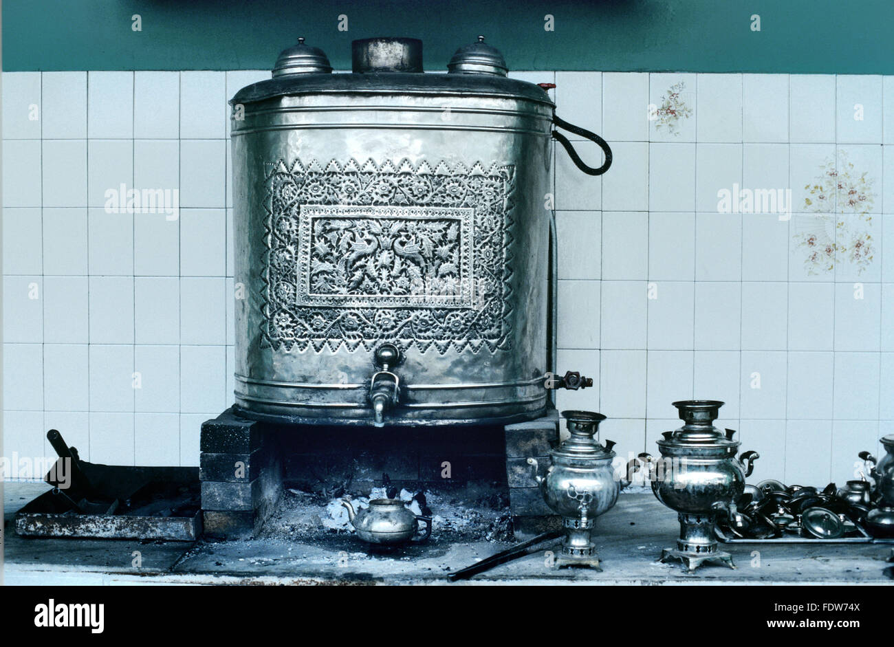 Samovar hi-res stock photography and images - Alamy