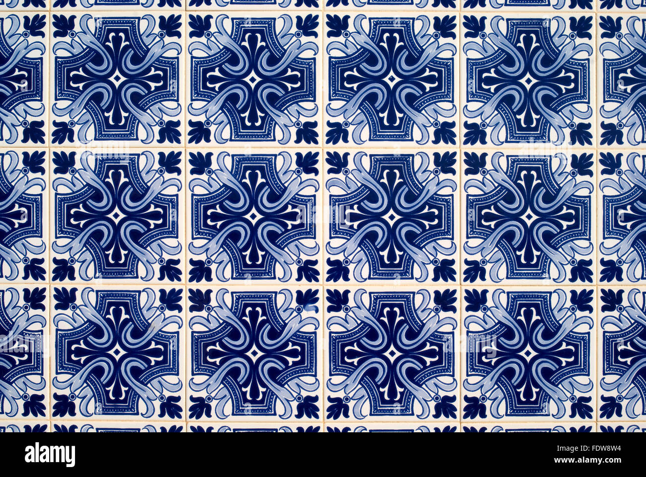 Traditional portuguese tiles hi-res stock photography and images - Alamy