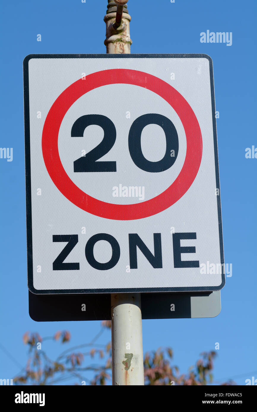 Speed limit - 20 mph zone Stock Photo - Alamy