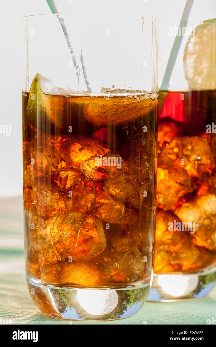 Coca cola and lemonade with ice and lime hi-res stock photography and ...