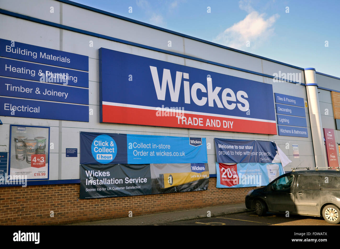 Wickes diy hi-res stock photography and images - Alamy