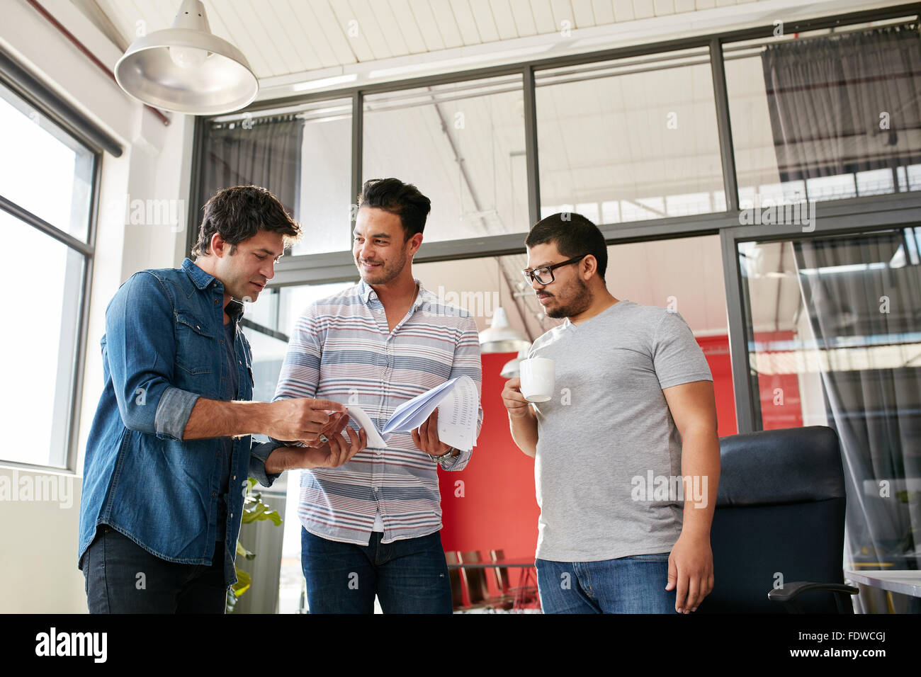 Work planning hi-res stock photography and images - Alamy