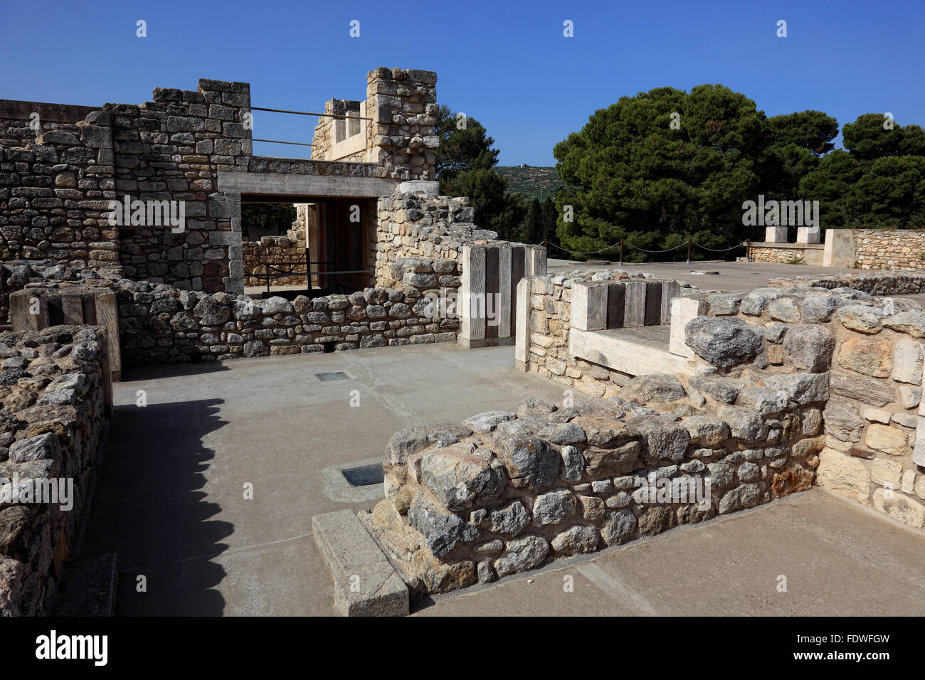 Crete, Knossos, palace complex of the Minoer, part of the arrangement Stock Photo - Alamy