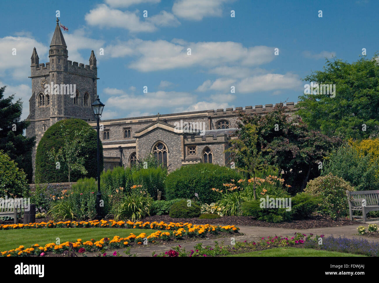 Amersham, St Mary Church, from Garden of Remembrance, Chilterns Hills ...