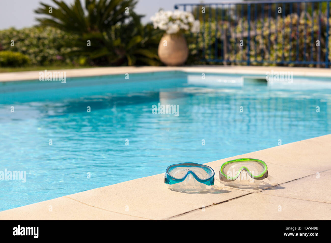 Snorkeling mask hi-res stock photography and images - Alamy