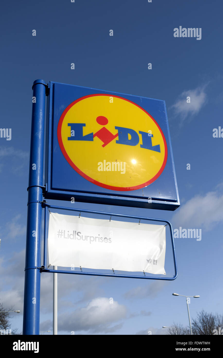 Lidl Supermarket Arnold,Nottingham,UK Stock Photo - Alamy