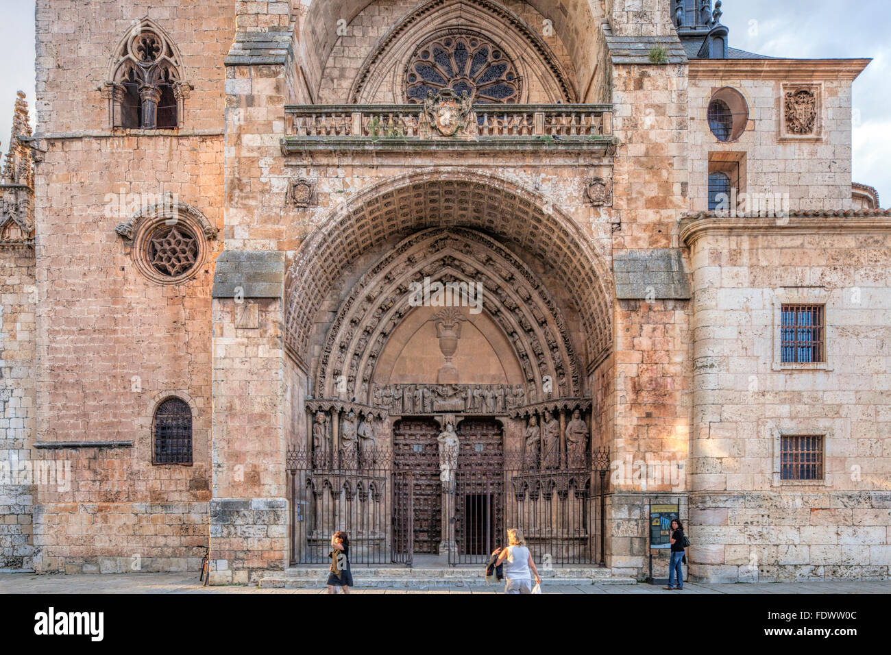 Catedral del burgo de osma hi-res stock photography and images - Alamy