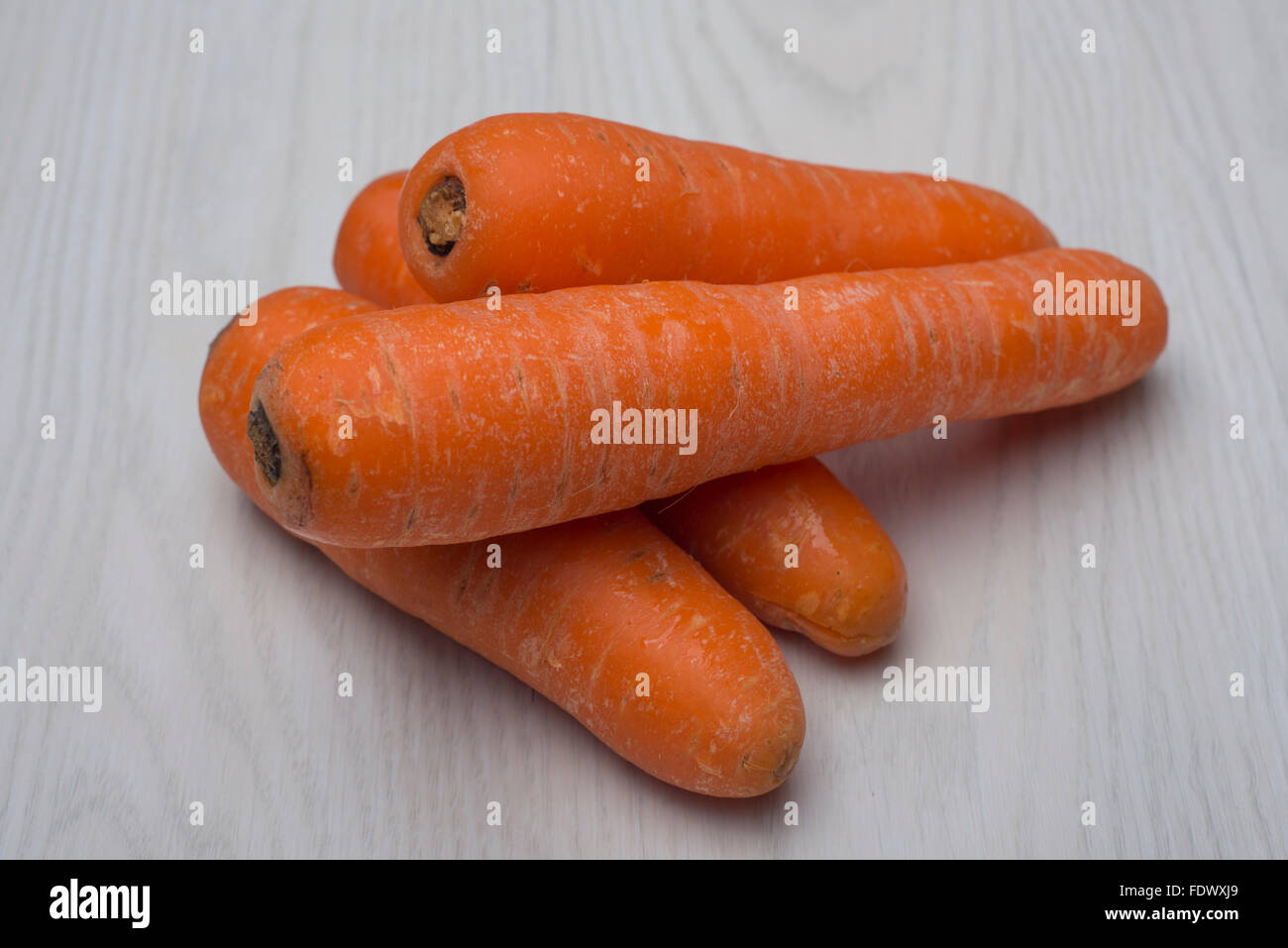 Carrots hi-res stock photography and images - Alamy