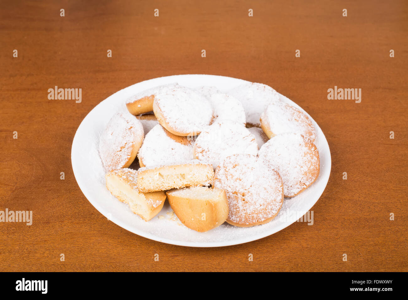 Shortbread cookies with powdered sugar round Stock Photo - Alamy