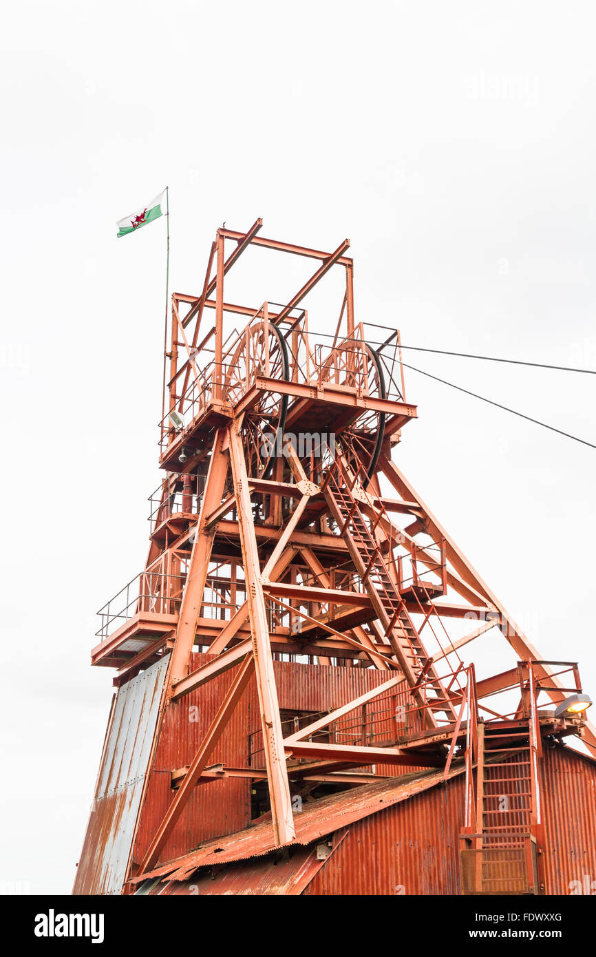 Iron and steel coalfield hi-res stock photography and images - Alamy