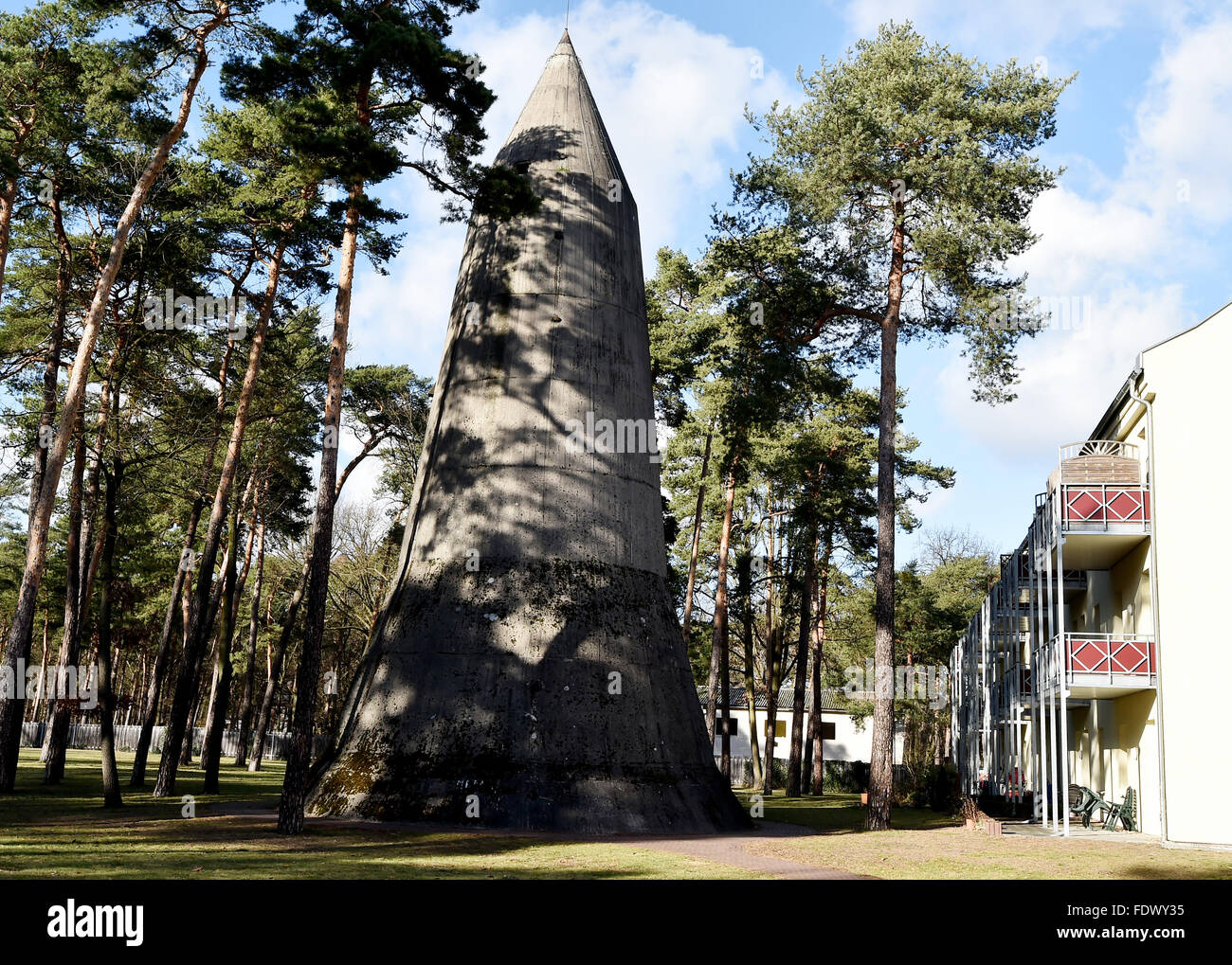 Wuensdorf, Germany. 28th Jan, 2016. A Winkel-design high-rise bunker in ...
