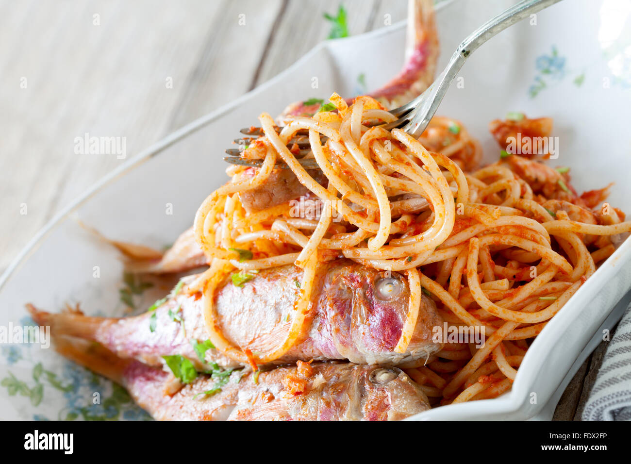 Pasta fish hi-res stock photography and images - Alamy