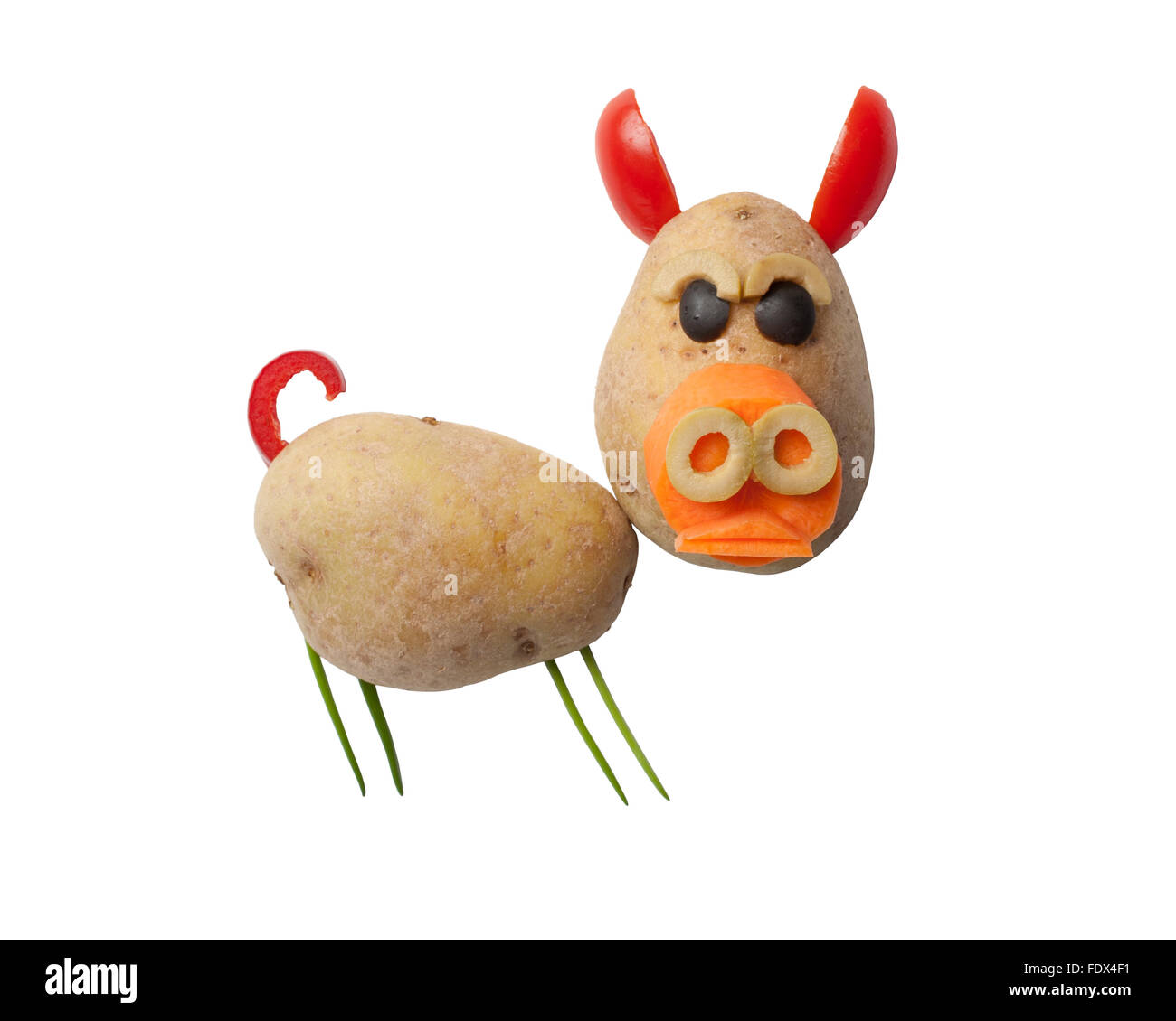Pig made of potatoes on isolated background Stock Photo - Alamy