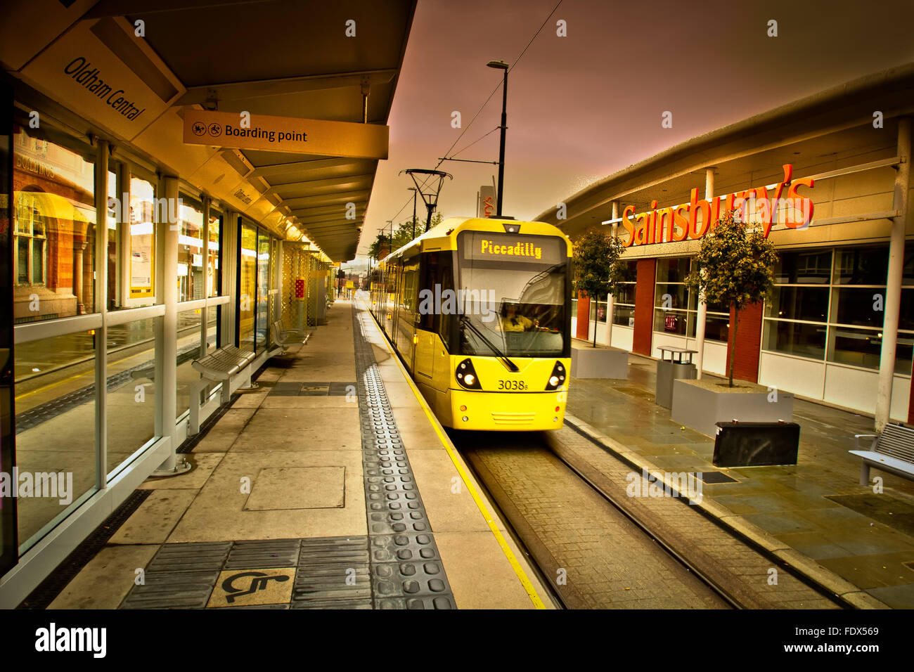 Tram arriving at Oldham Central Station, Lancashire, UK Stock Photo - Alamy