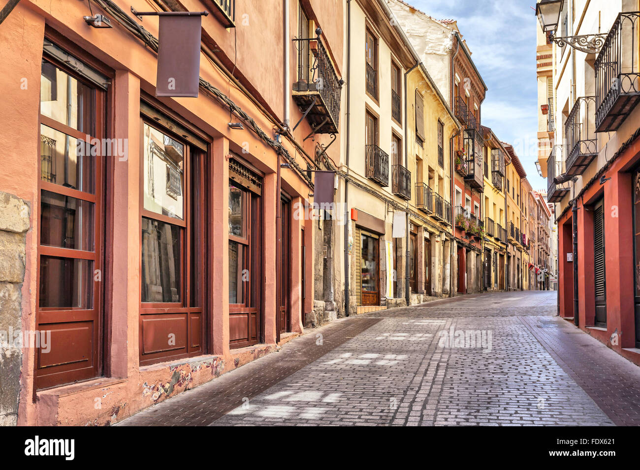 Old building of leon hi-res stock photography and images - Alamy