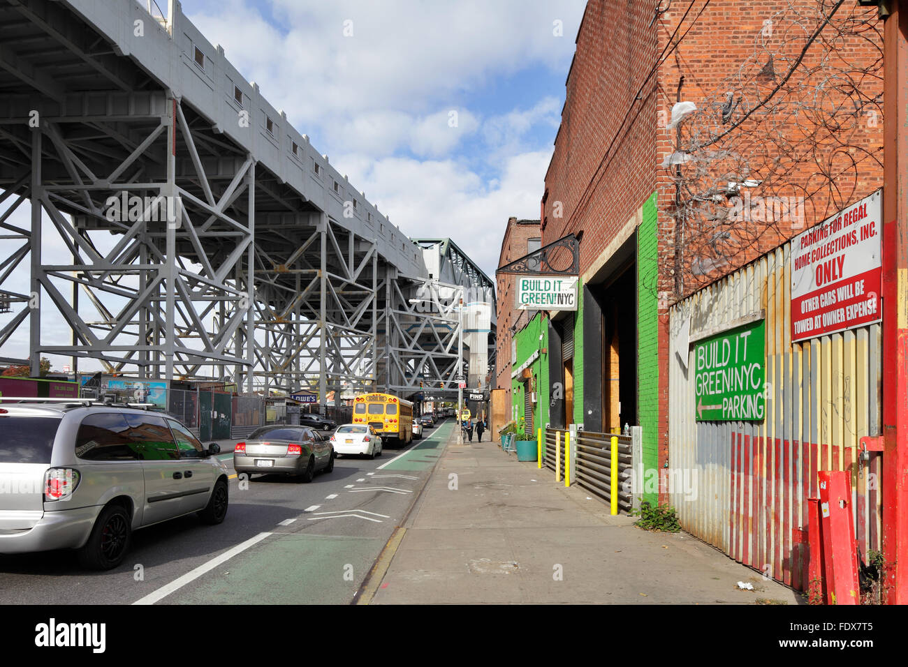 Railway bridge in brooklyn hi-res stock photography and images - Alamy