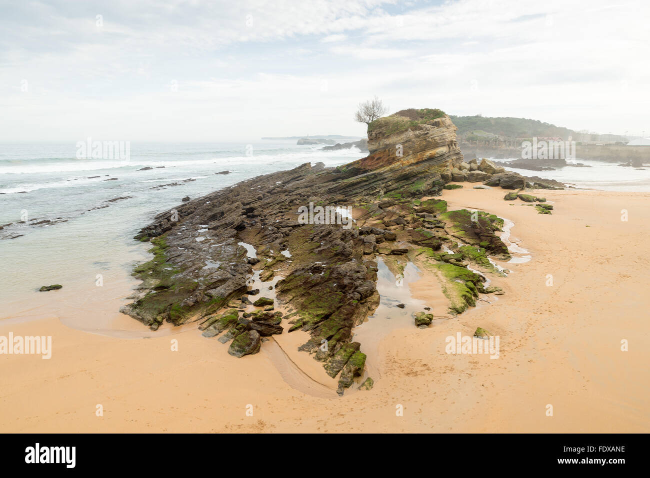 Camello beach hi-res stock photography and images - Alamy