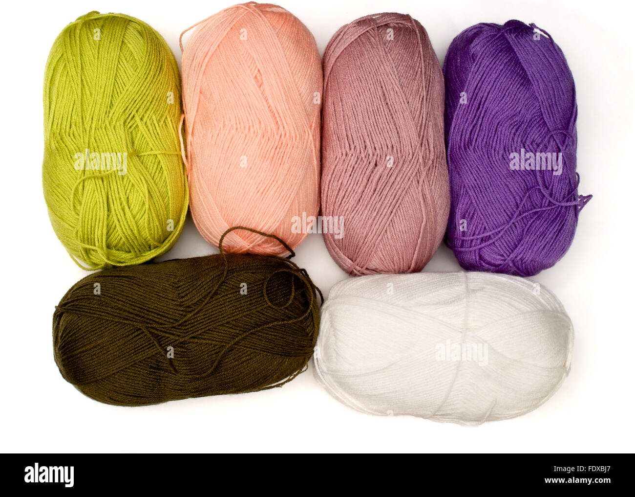 Different colors of thread hi-res stock photography and images - Alamy