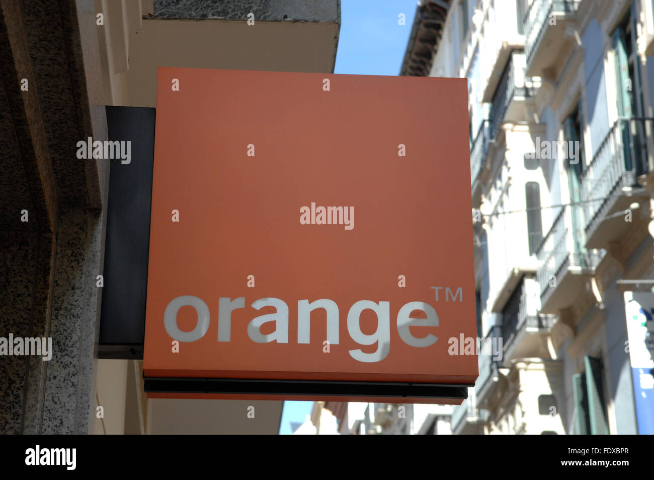 Mobile shop hi-res stock photography and images - Alamy