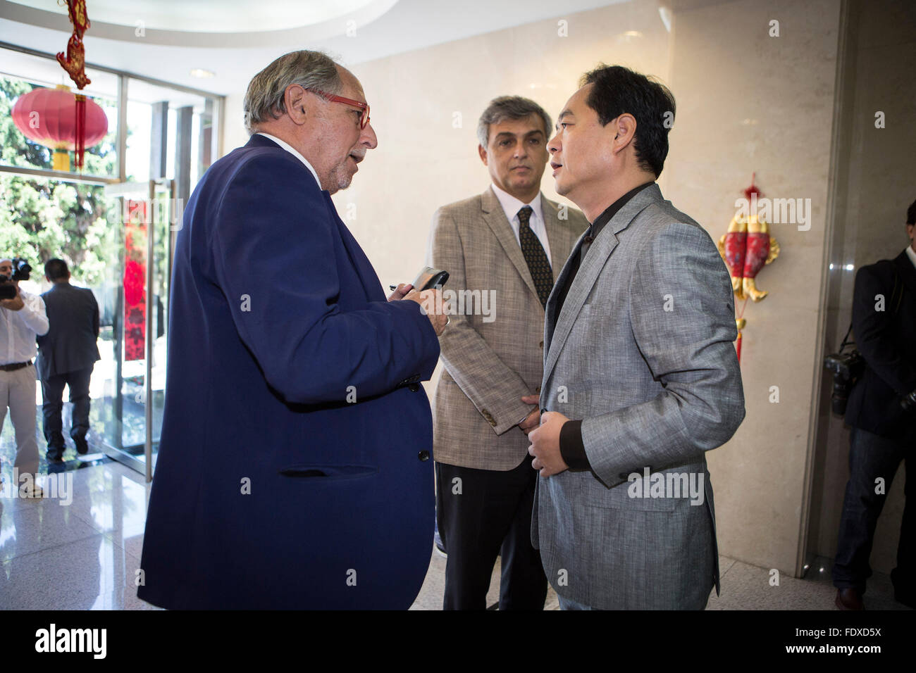 Chinese ambassador yang wanming hi-res stock photography and images - Alamy