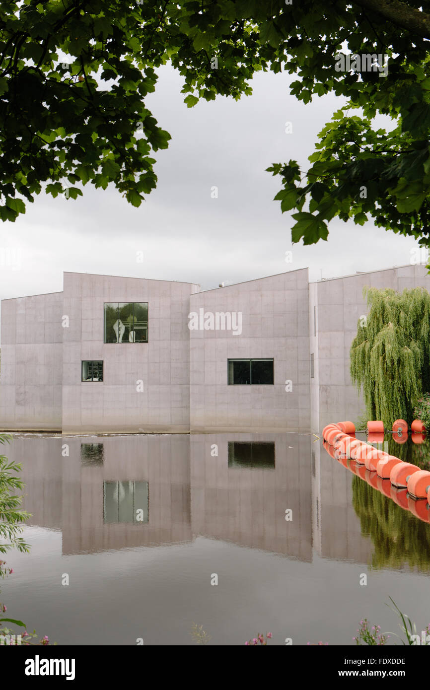 The Hepworth Art Gallery in wakefield Stock Photo - Alamy