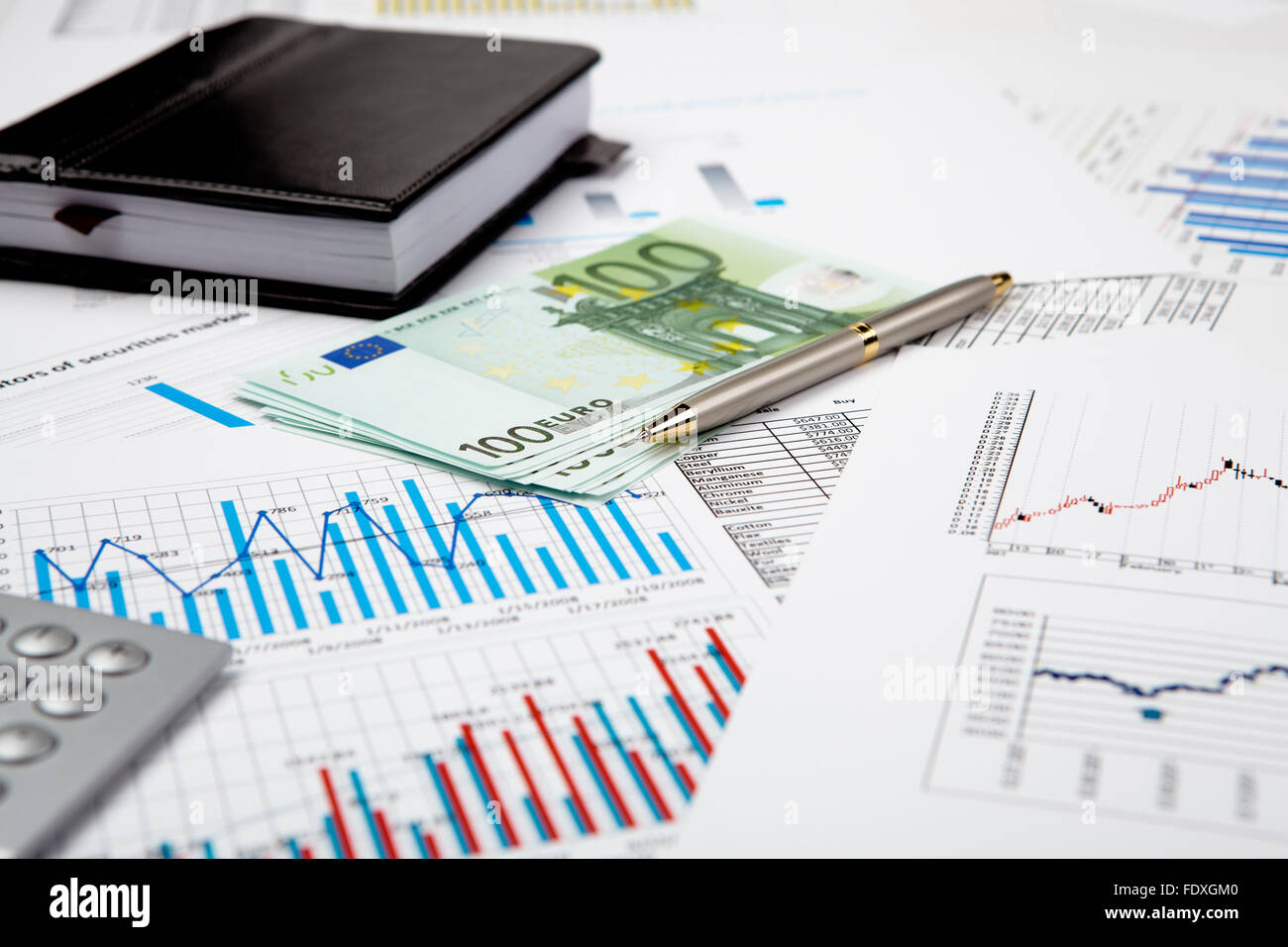 financial charts and graphs Stock Photo - Alamy