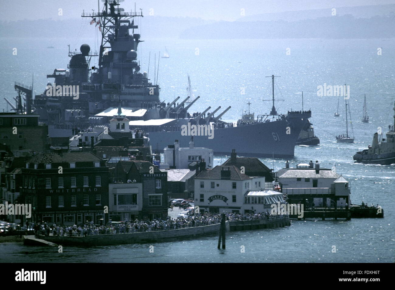 AJAXNETPHOTO. 1989. PORTSMOUTH,ENGLAND. - US NAVY VISIT - BATTLESHIP USS IOWA PASSING THE ...