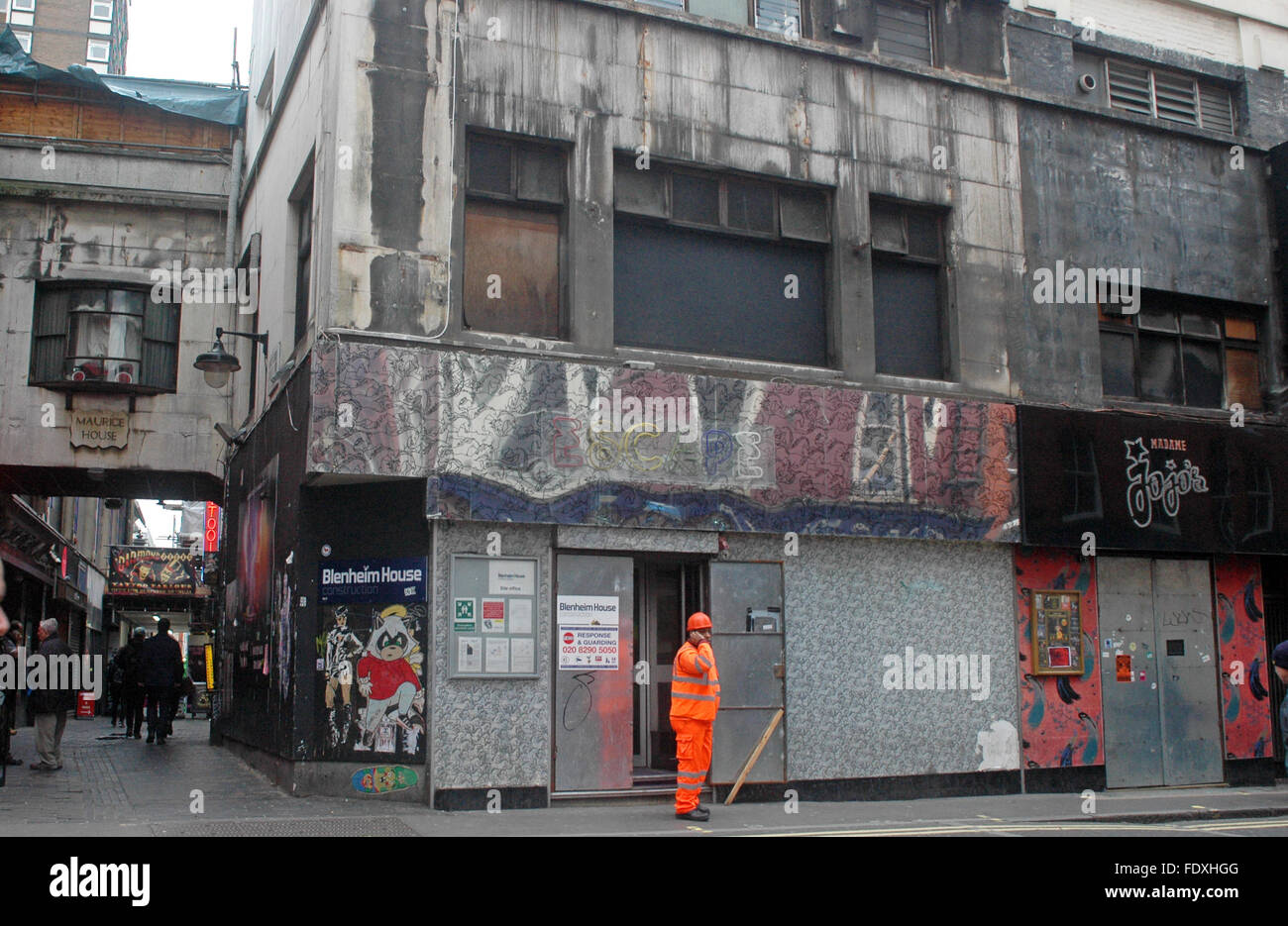 Raymond revue bar hi-res stock photography and images - Alamy