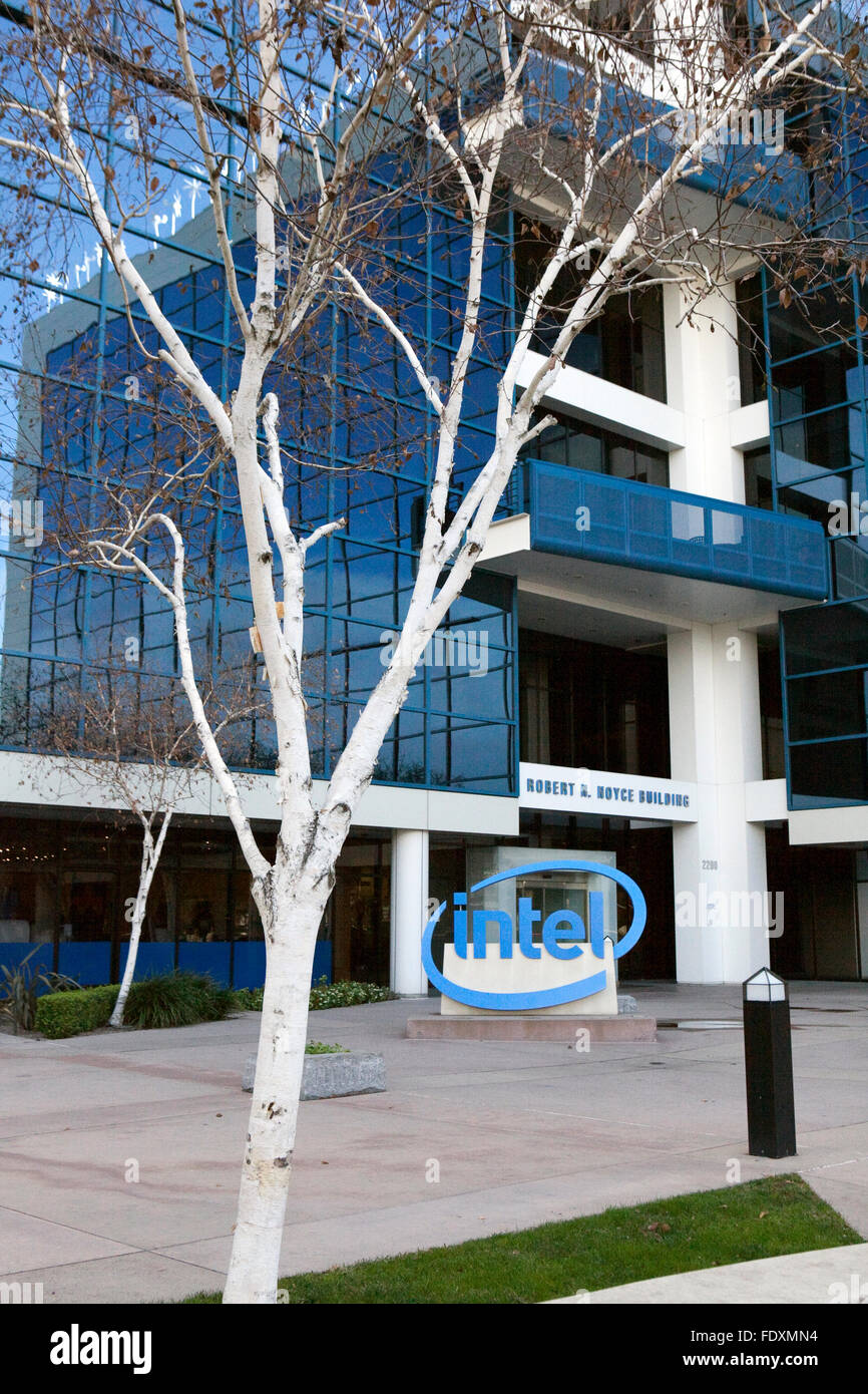 At intel headquarters in santa clara hi-res stock photography and ...