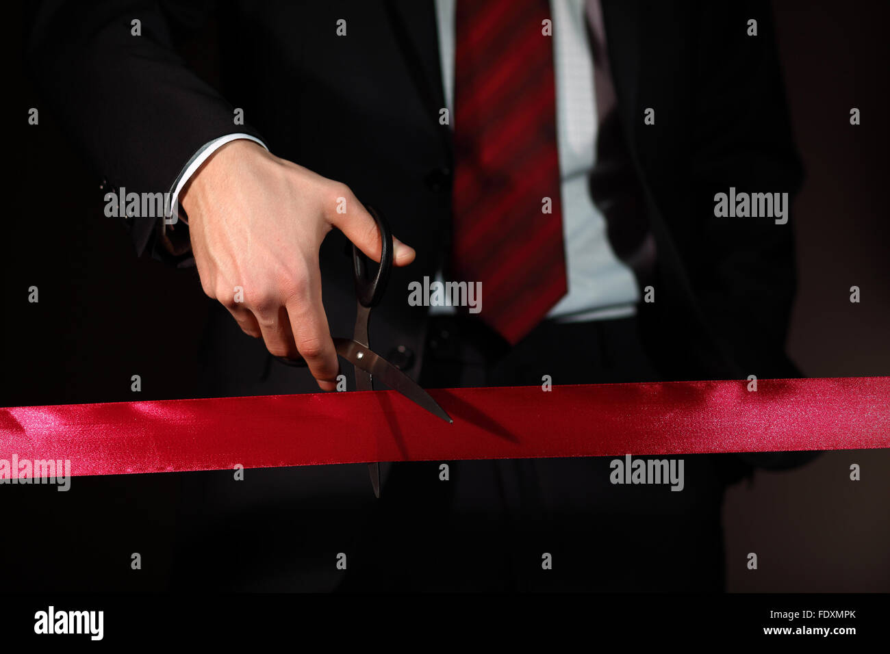Cuting ribbon hi-res stock photography and images - Alamy