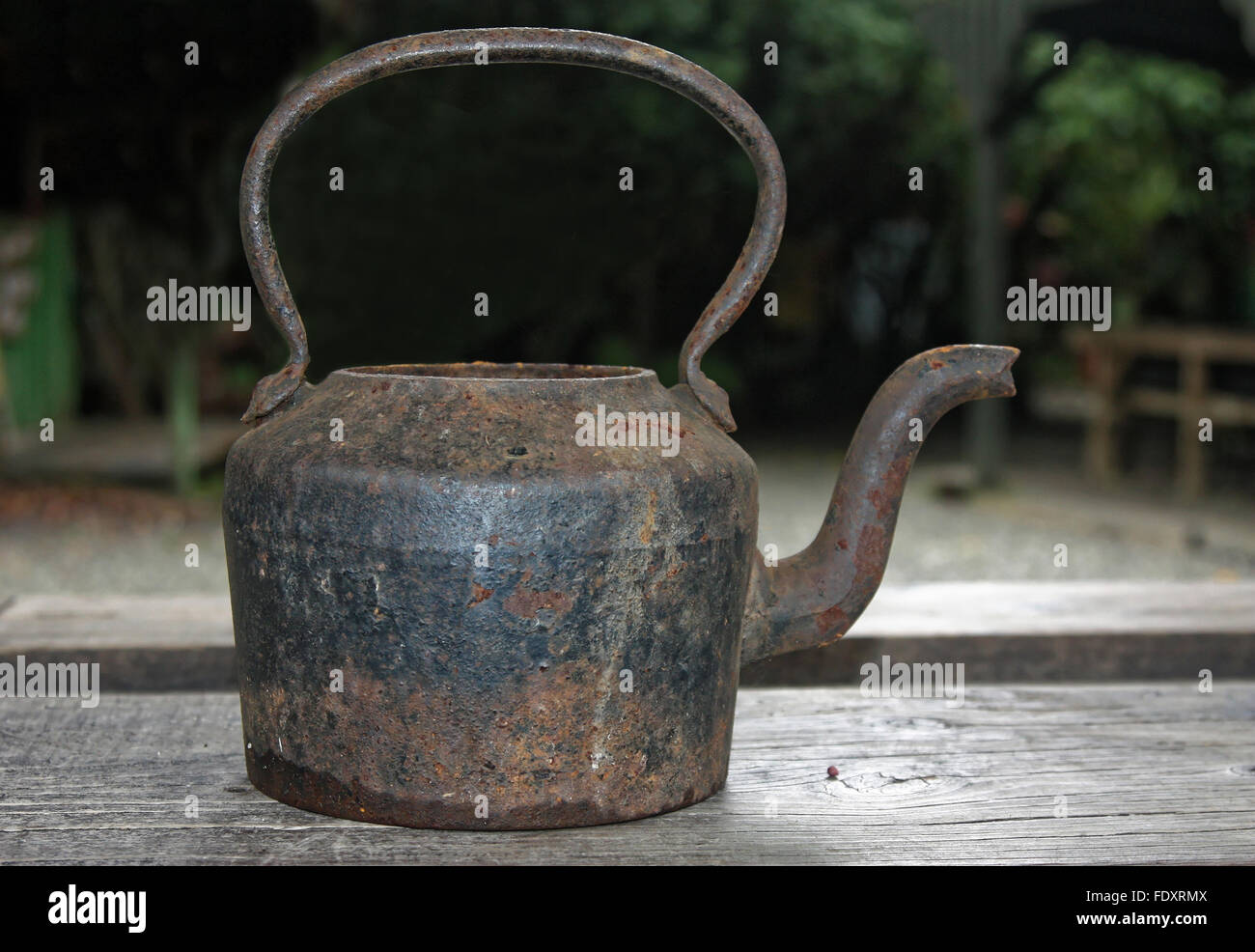 Old teapot hi-res stock photography and images - Alamy