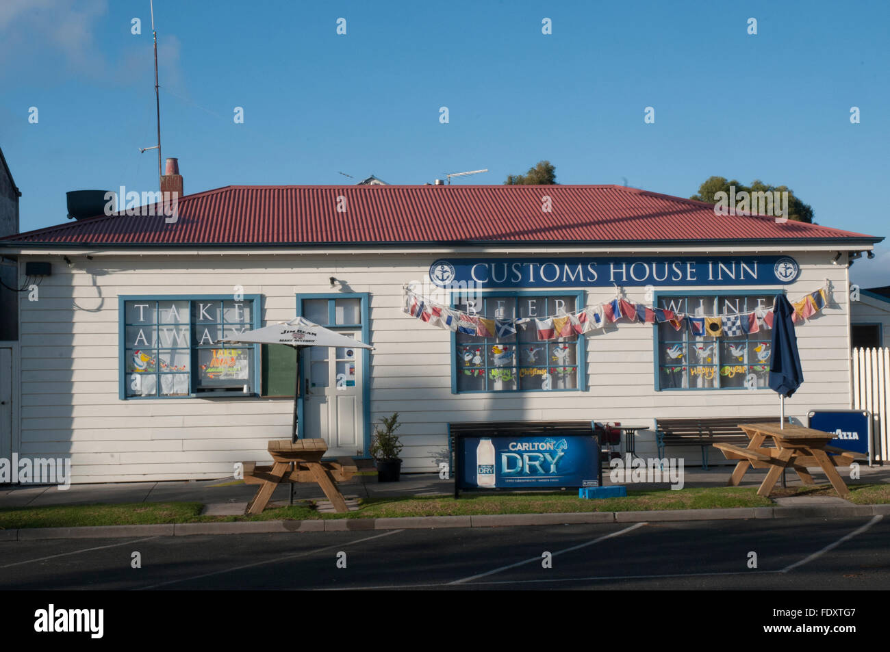 Customs House Inn at the fishing village of Port Albert, South ...