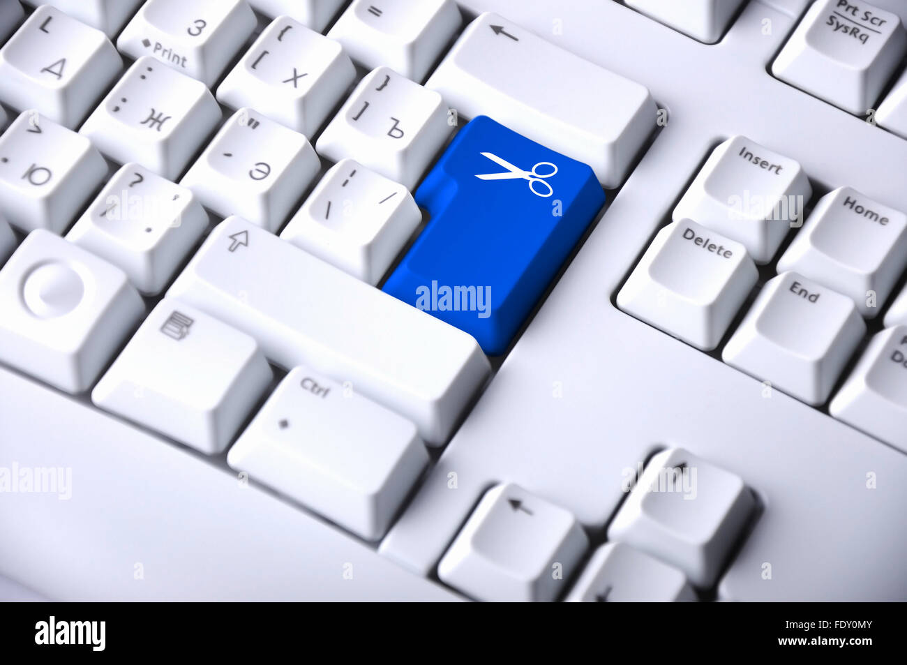 Computer keyboard with scissors symbol on it Stock Photo - Alamy