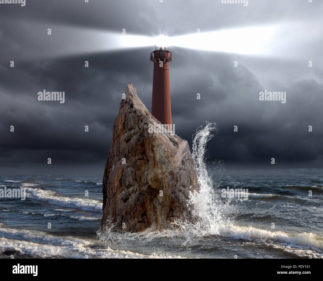 Image of a lighthouse with a strong beam of light Stock Photo - Alamy