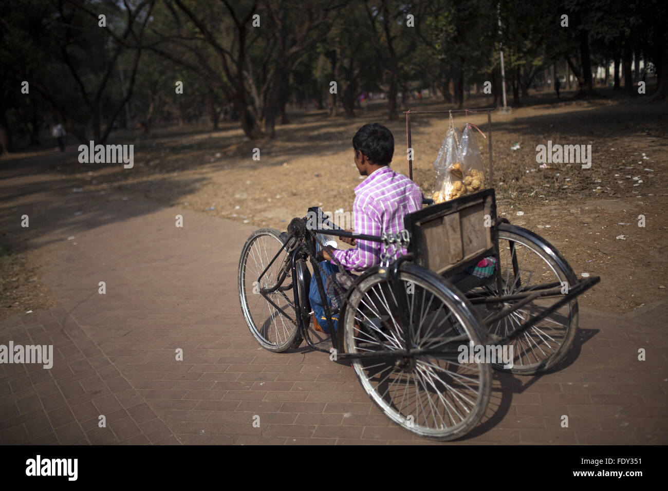 The limping man hi-res stock photography and images - Alamy