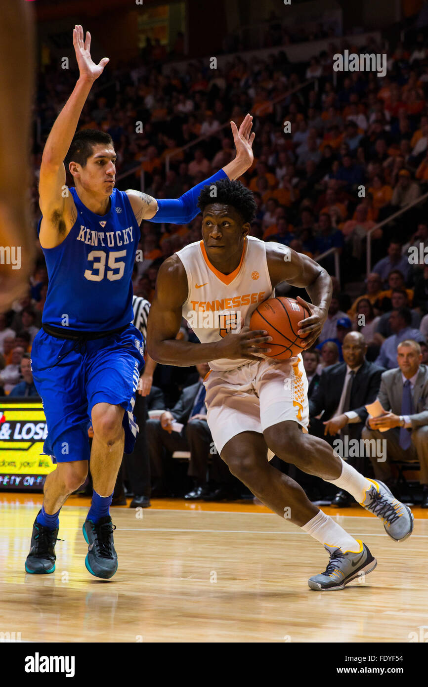 February 2, 2016: Admiral Schofield #5 of the Tennessee Volunteers ...
