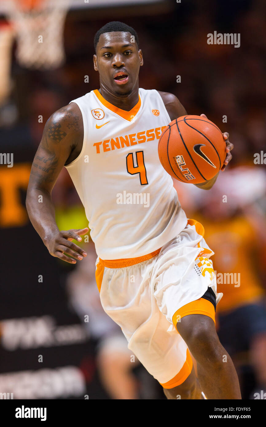 February 2, 2016: Armani Moore #4 of the Tennessee Volunteers brings ...