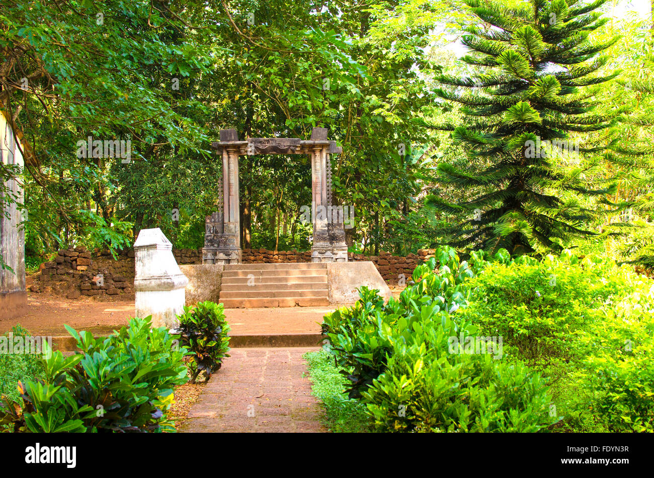 remains of gate Adiel of Shah in Old GOA,sight,art,gate,value,history ...