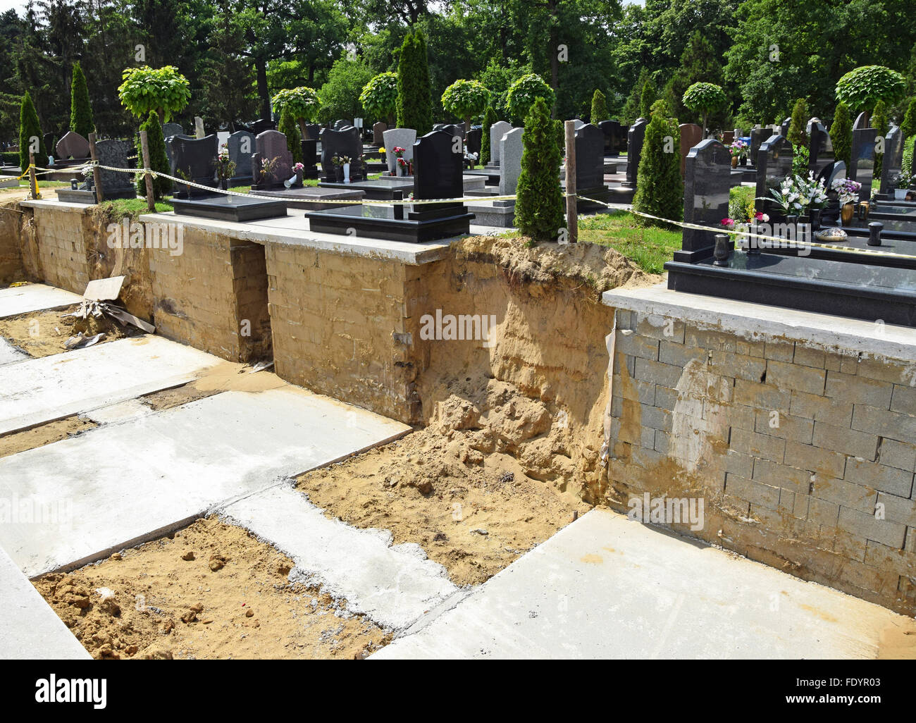 Buriedery hi-res stock photography and images - Alamy