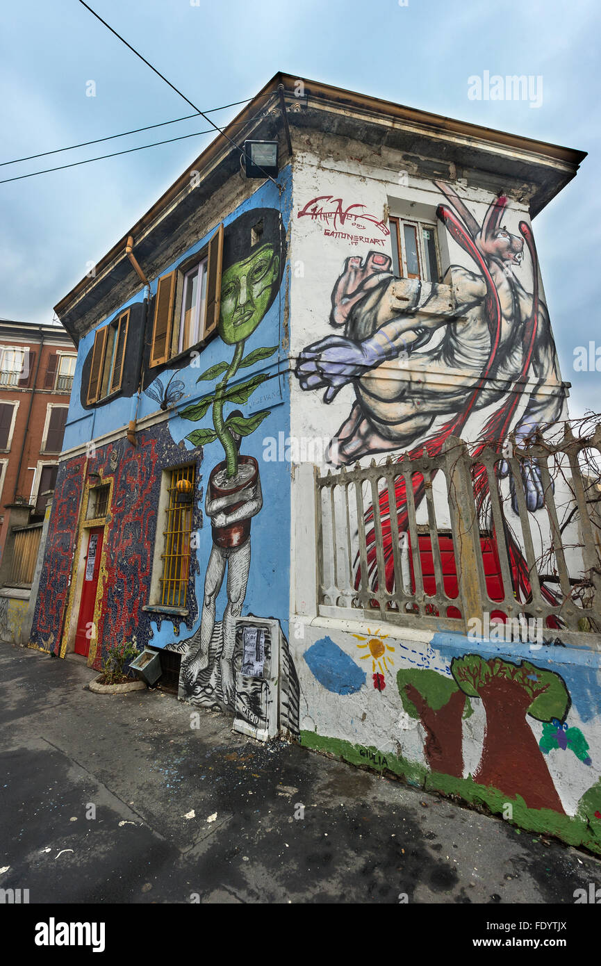 Milan italy street art mural hi-res stock photography and images - Alamy