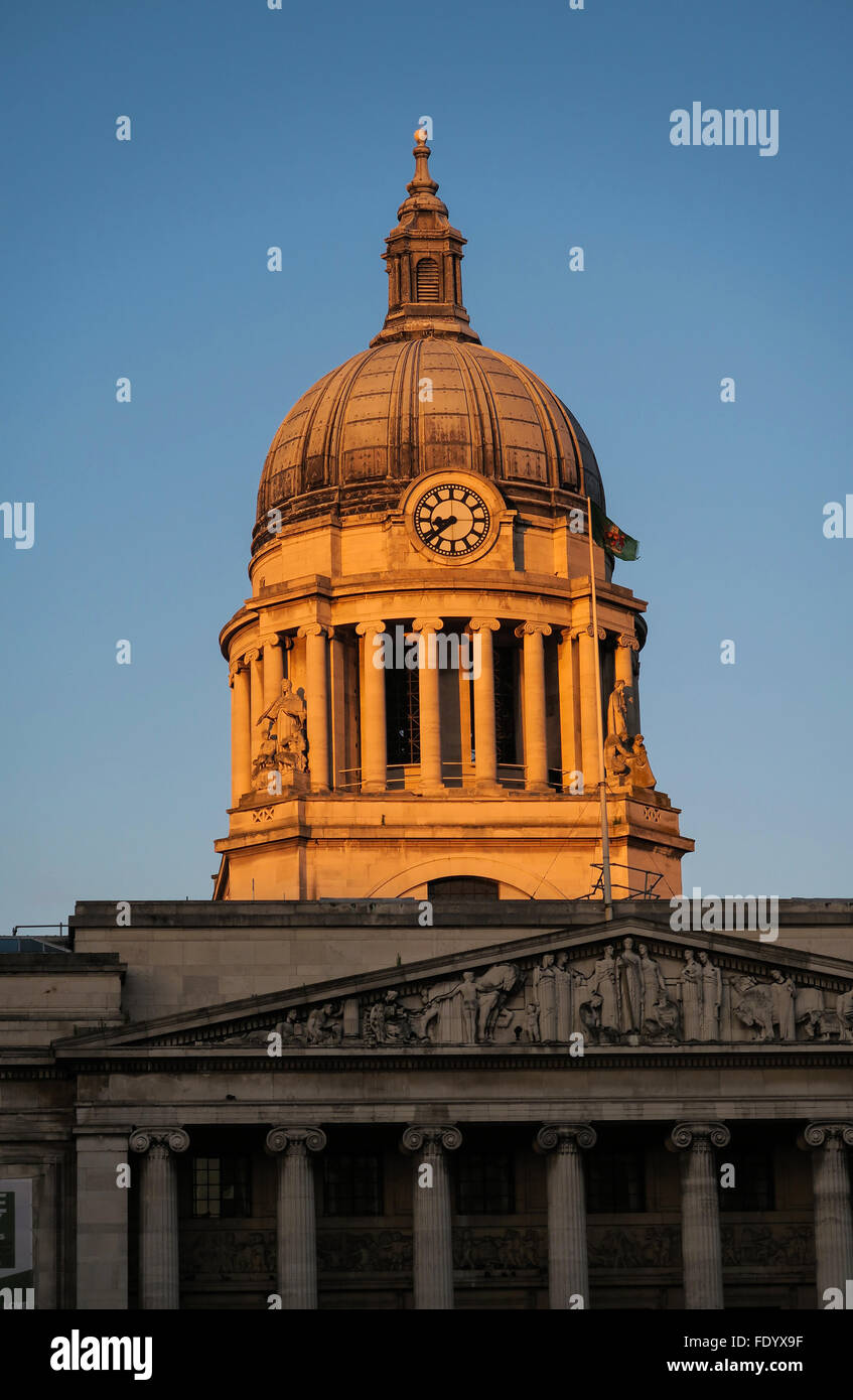 The dome of Nottingham town hall bathed in sunlight Stock Photo - Alamy