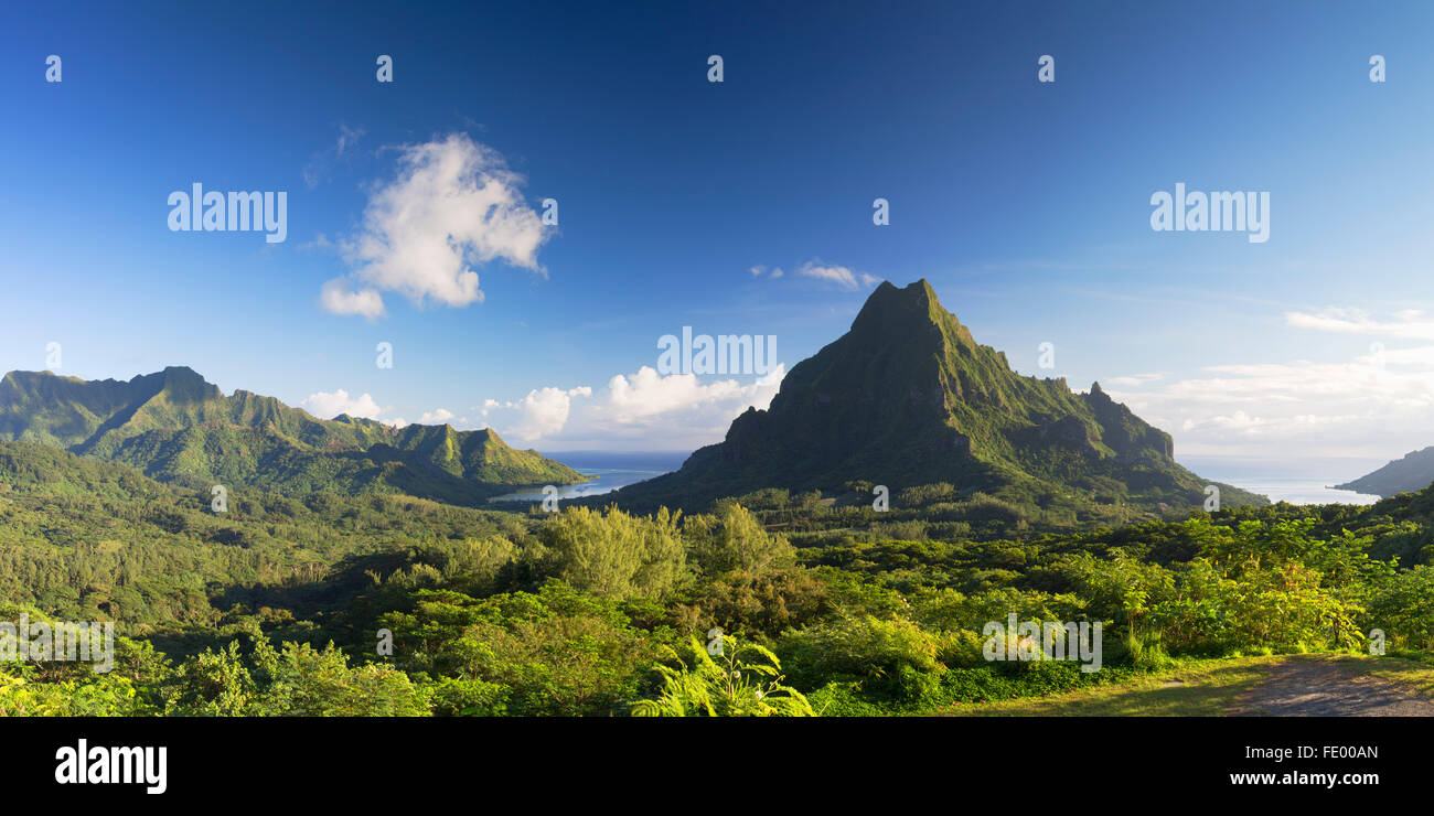 View of Mount Rotui, Mo'orea, Society Islands, French Polynesia Stock ...