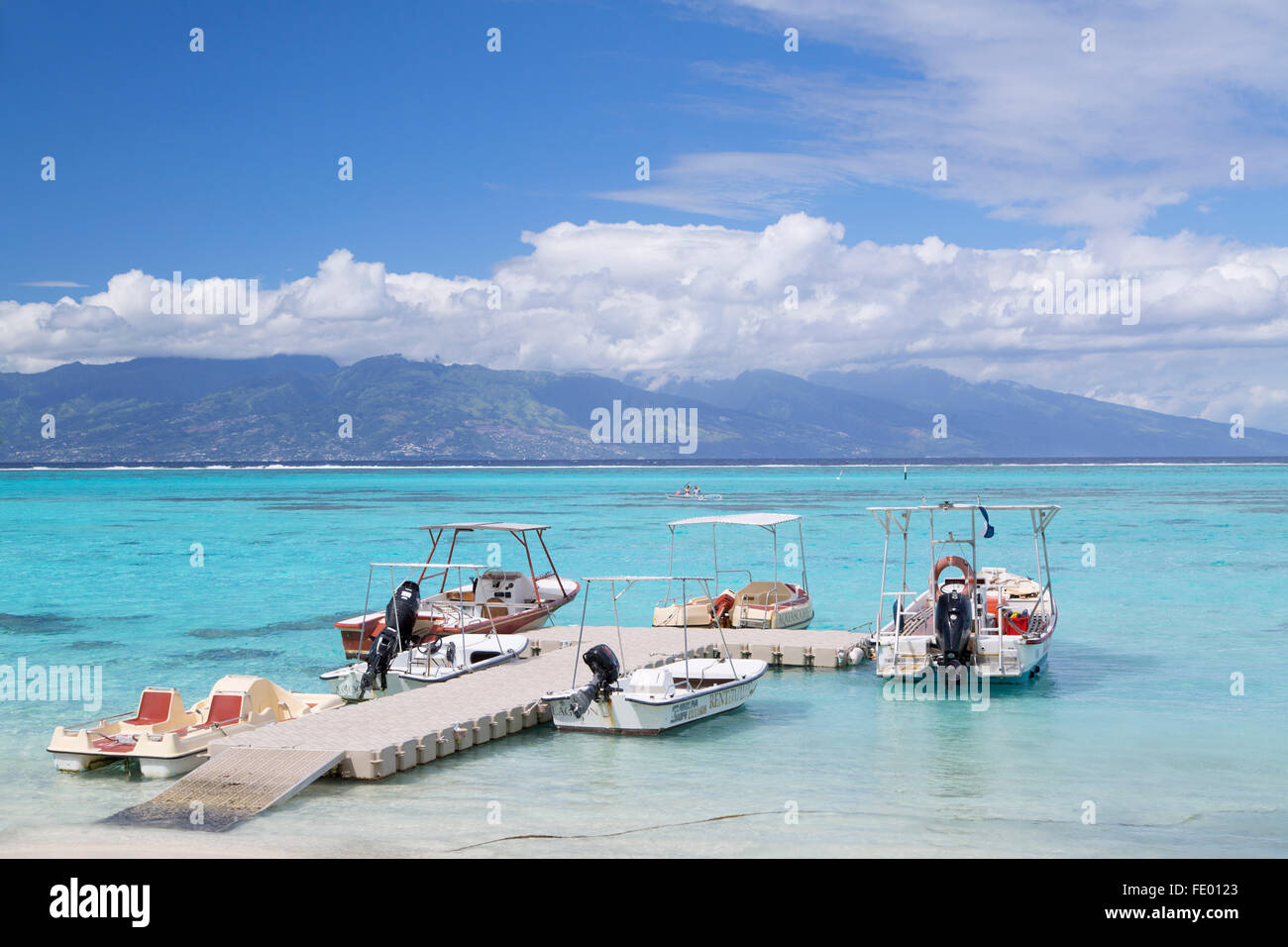 Boats on Temae Beach with Tahiti in the background, Moorea, Society ...